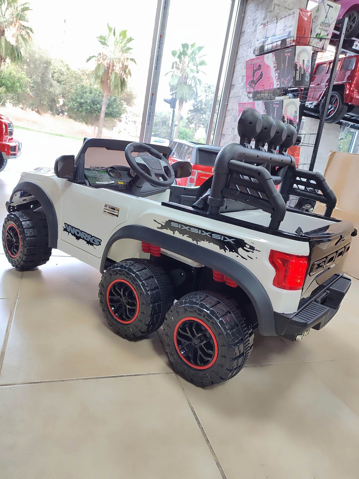 6 Teker Tek Kisilik Jeep! 12V, 4x4, 6 Teker Amortisman, Kumandali, Cep Kontrol Akülü Araba ...