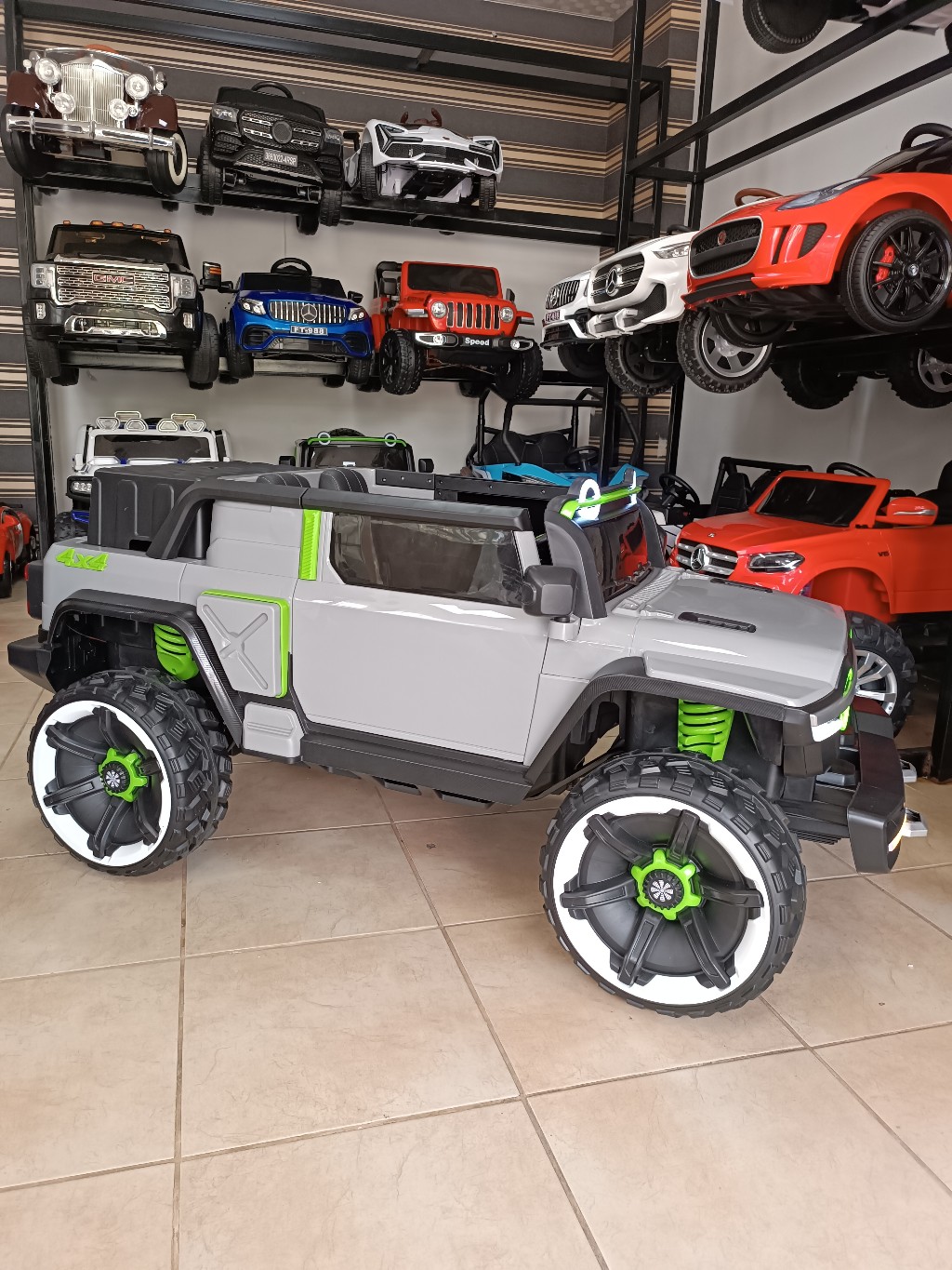 Dev Boyut, Ebeveyn Koltuklu Jeep! 12V, Çift Güçlü Motorlar, Full Kauçuk ...