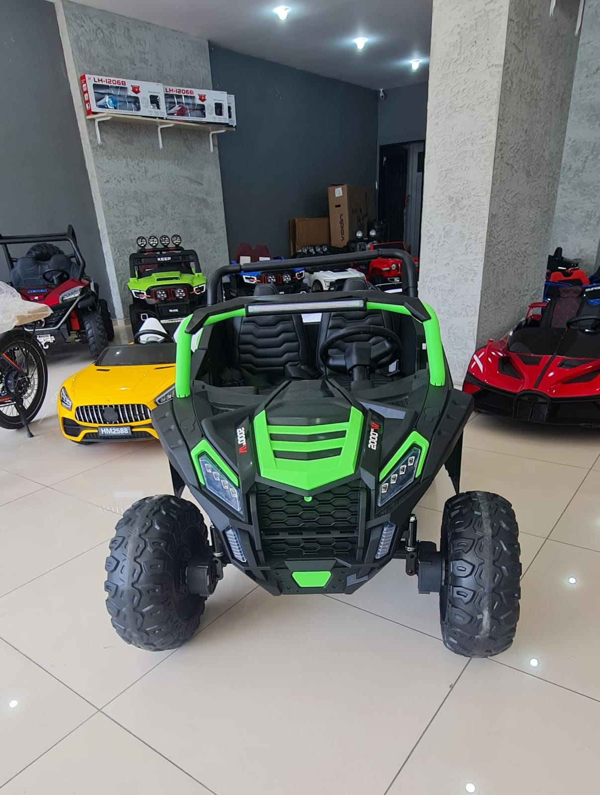 UTV 2000 24 Volt Off-Road Dev Boy Jeep! 4x4, Çift Kişilik, 3-15 yaş ...